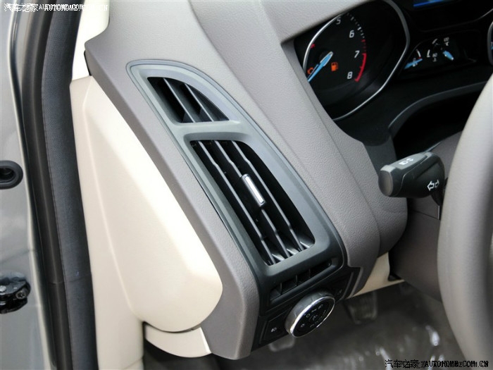 【图】史上最全最完备的新福克斯舒适版和风尚版配置对比（图文版）_福克斯论坛_汽车之家论坛
